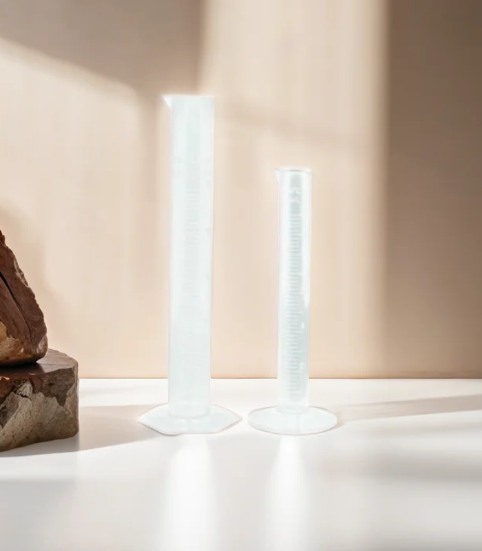 Plastic Measuring Cylinder – Refined Naturals