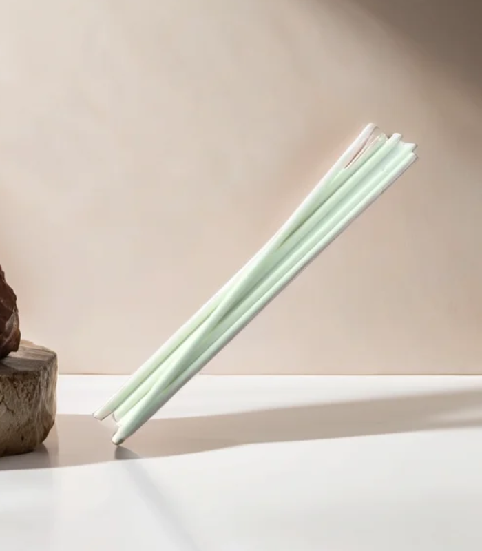 White Fibre Reed Sticks – Refined Naturals